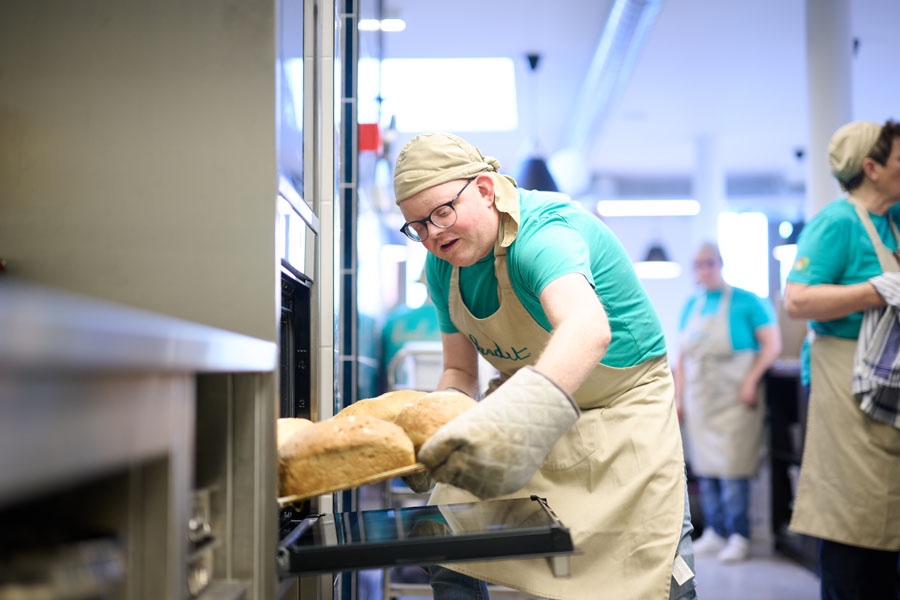Ovenvers zelfgebakken brood