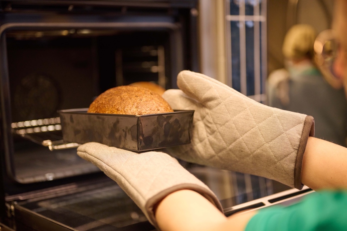 Ovenvers zelfgebakken brood